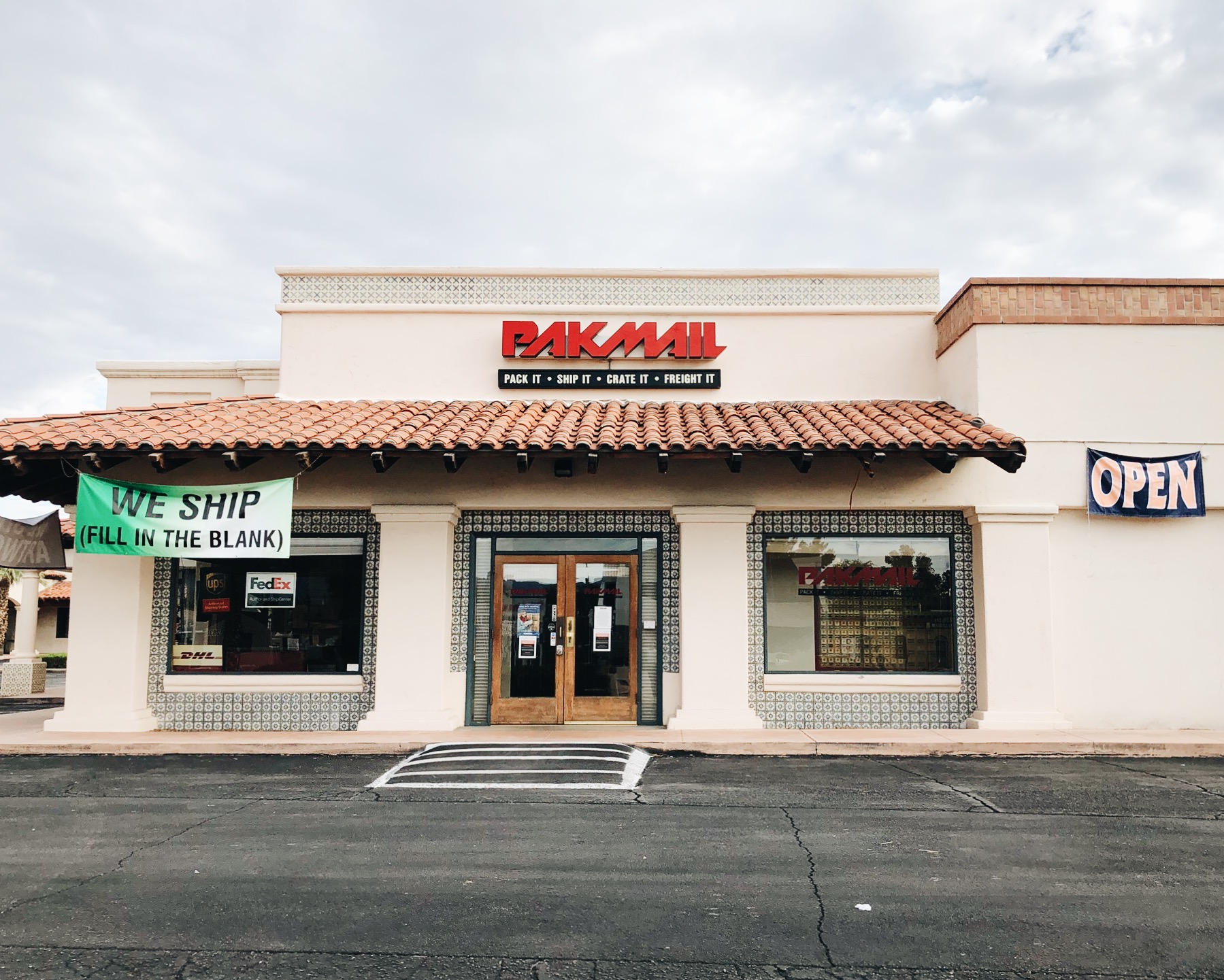 Pak Mail - Sunshine Mile